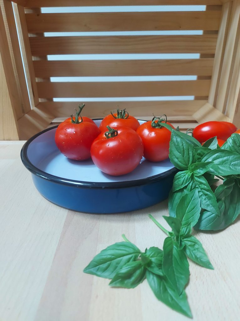 Pekač okrogli tepsija moder 24 cm | Korotan